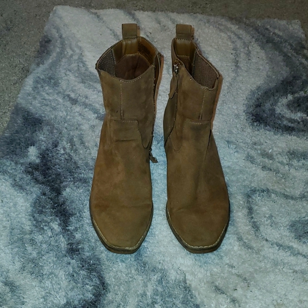 Universal Thread Tan/Brown Riding Cowgirl Booties - Gem